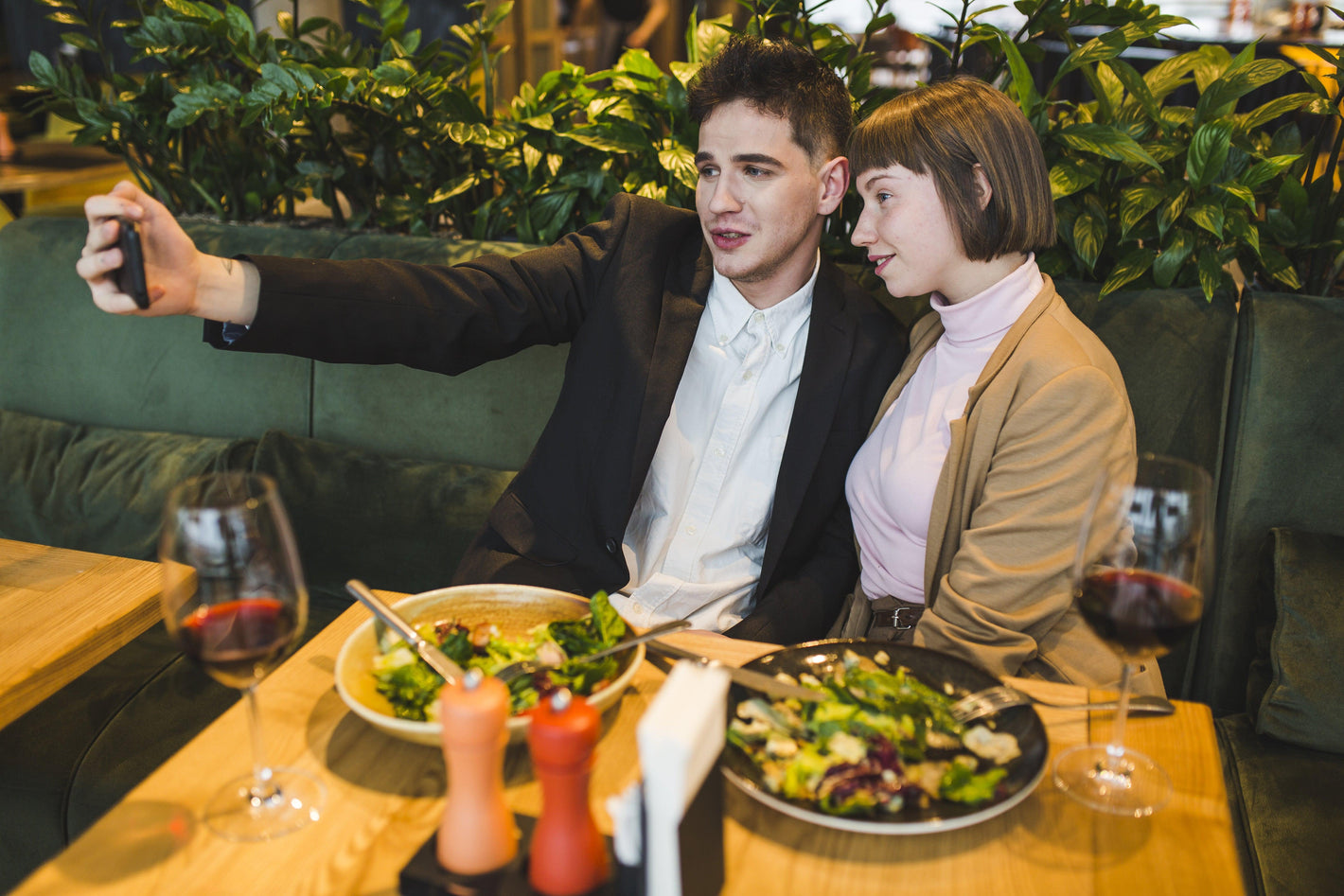 15 Best Healthy Places to Eat| Welzo – welzo