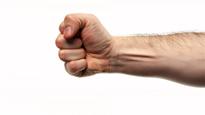 Broken Knuckle: Diagnosis, Symptoms and Treatment - Welzo
